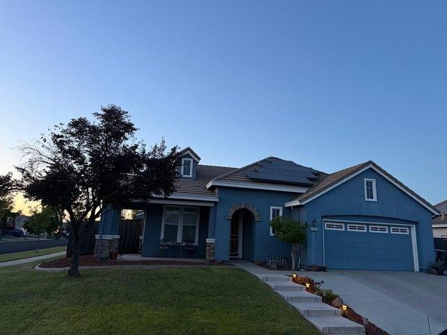 1029 S Bronco Dr, Plumas Lake, CA 95961