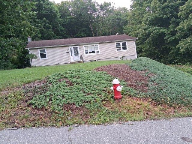 1029 School St, Palmer, MA 01069