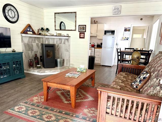 1029 W Fairway Blvd, Big Bear City, CA 92314 | MLS #32600 | Compass