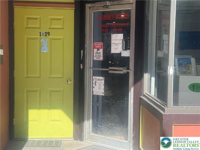1029 W Hamilton