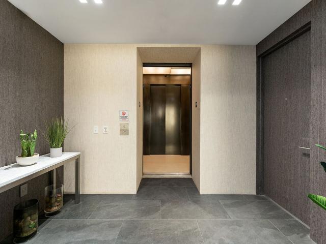 10203 Collins Ave Unit# 1403, Bal Harbour, US, FL