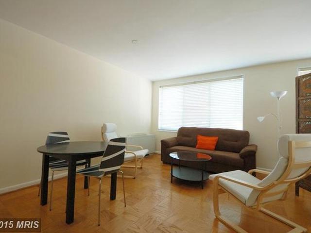 10201 Grosvenor Pl Apt 923, Rockville, MD 20852