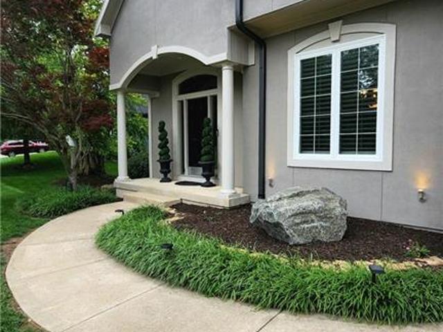 10202 nw river hills drive