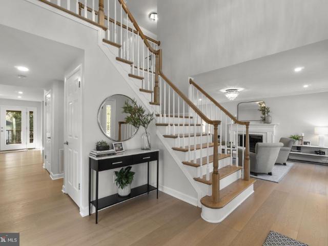 10202 Sunway Terrace