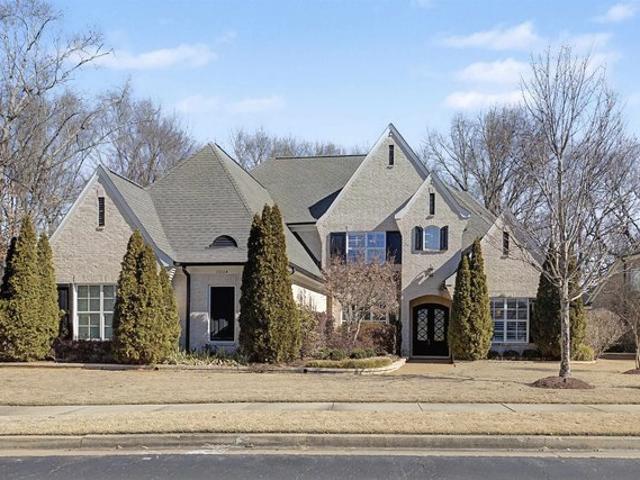 10204 Maple Run Dr, Lakeland, TN 38002