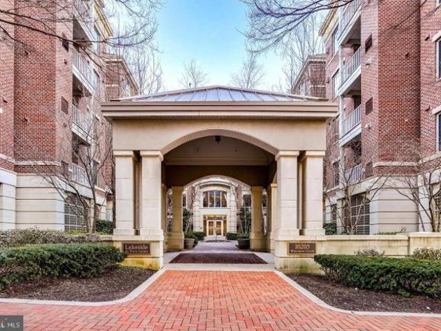 10205 Wincopin Cir #111, Columbia, MD 21044