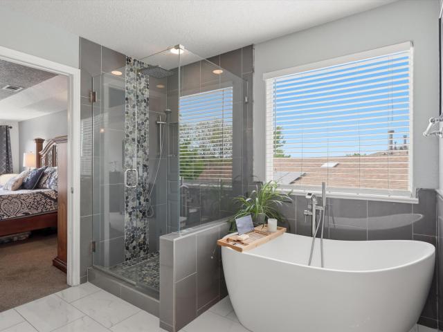 10205 Avenida Vista Sol NW