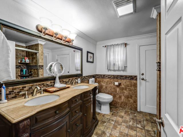 10205 Fairgrove Ave, Tujunga, CA 91042 | MLS #26841