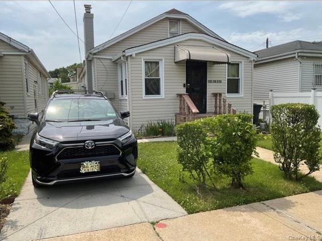 10206 th St, Queens Village, NY 11429