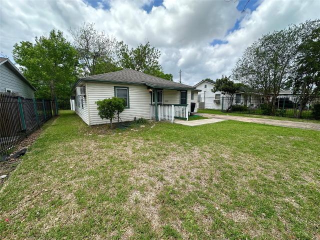10206 Ashville Drive