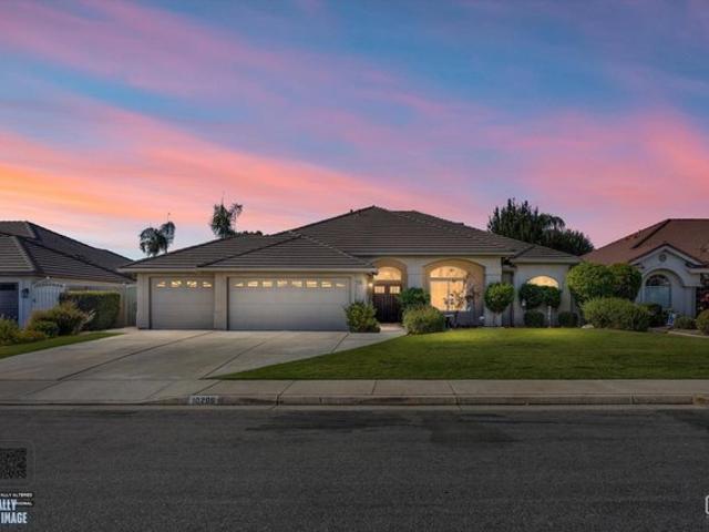 10206 Salisbury Dr, Bakersfield, CA 93311