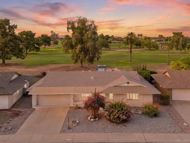 10208 W Pinehurst Dr, Sun City, AZ 85351