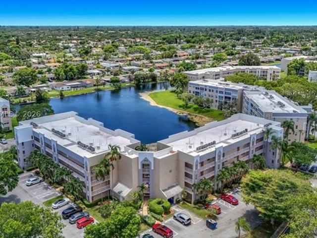 10208 NW 24th Pl Apt 205, Sunrise, FL 33322