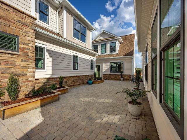 1020 Manarola Road