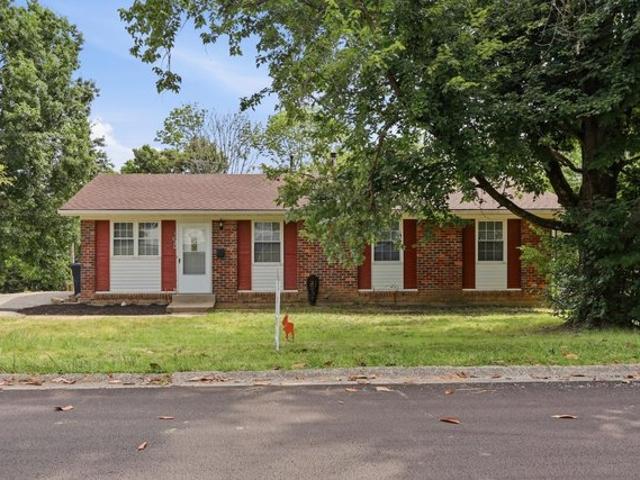 1020 Maverick Trl, Frankfort, KY 40601