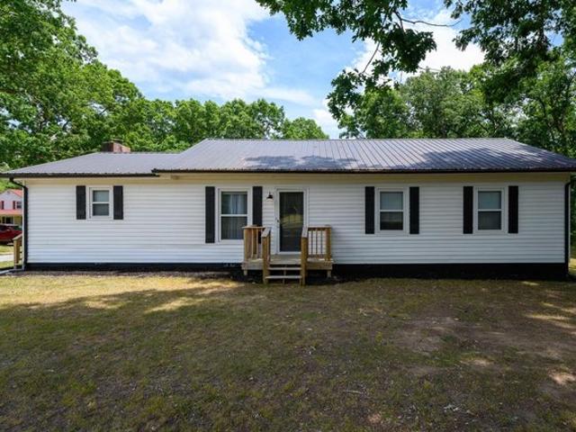 1020 Mohawk Rd, Long Island, VA 24569