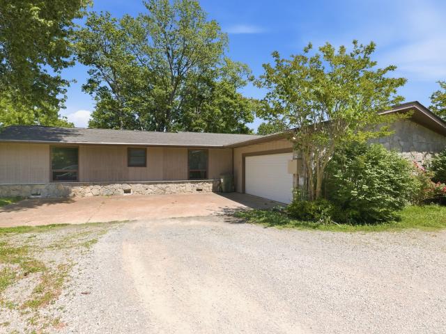 1020 Bunker Hill Dr