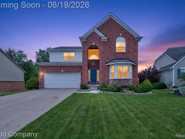 1020 Cross St, Oxford Township, MI 48371