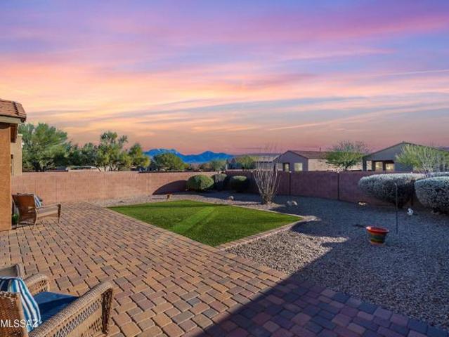 1020 E Lumberjack Trail, Sahuarita, AZ 85629