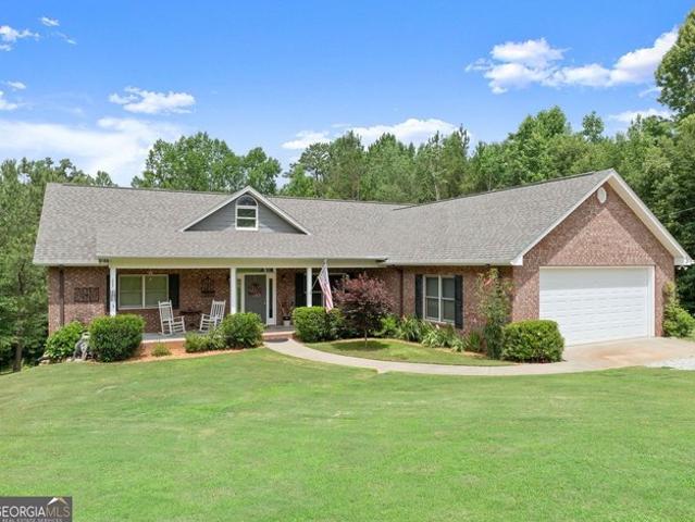 1020 Easy St, Toccoa, GA 30577