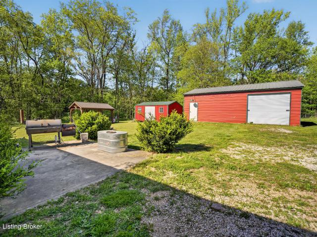 1020 Edgar Basham Ln