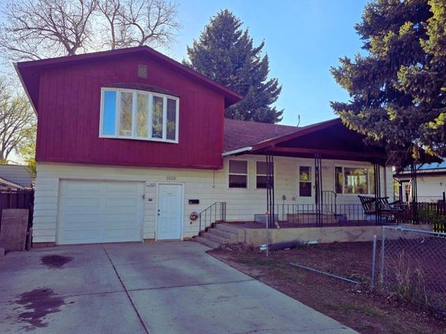 1020 Emerson St, Sheridan, WY 82801