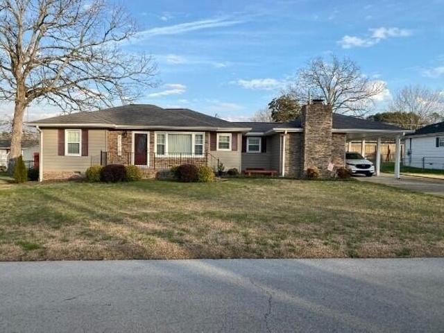 1020 Floyd Dr, Chattanooga, TN 37412