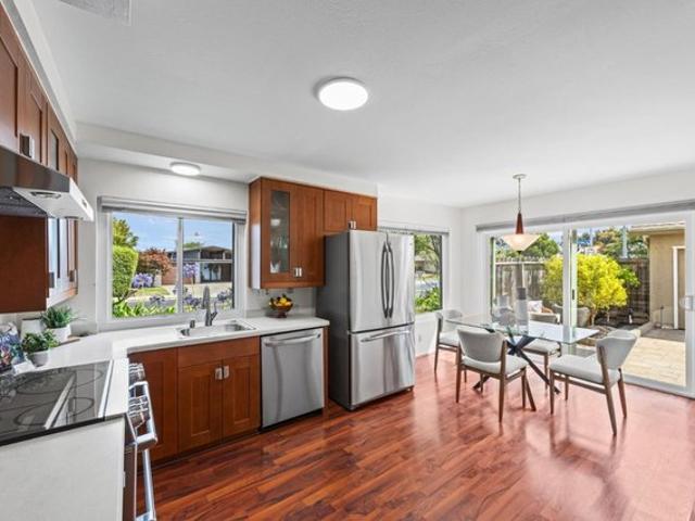 1020 Gull Ave, Foster City, CA 94404
