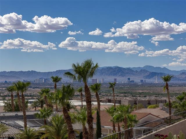1020 Geranium Drive