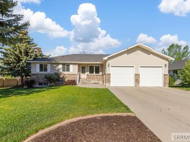 1020 Hillview Dr, Rexburg, ID 83440