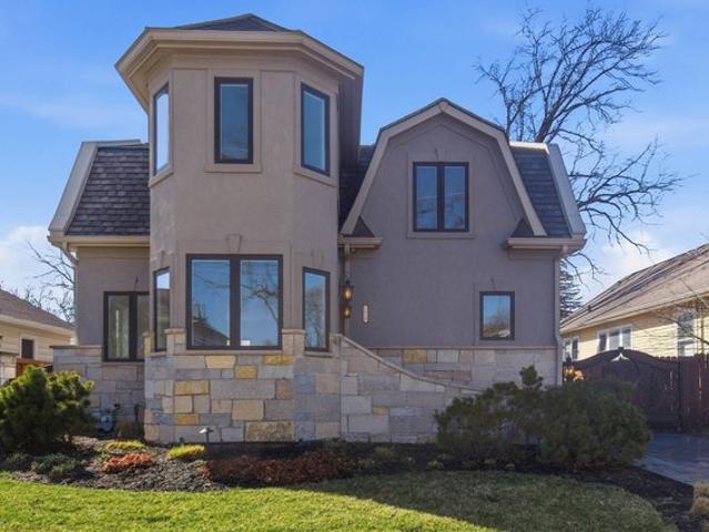 1020 Hill Ave, Elgin, IL 60120
