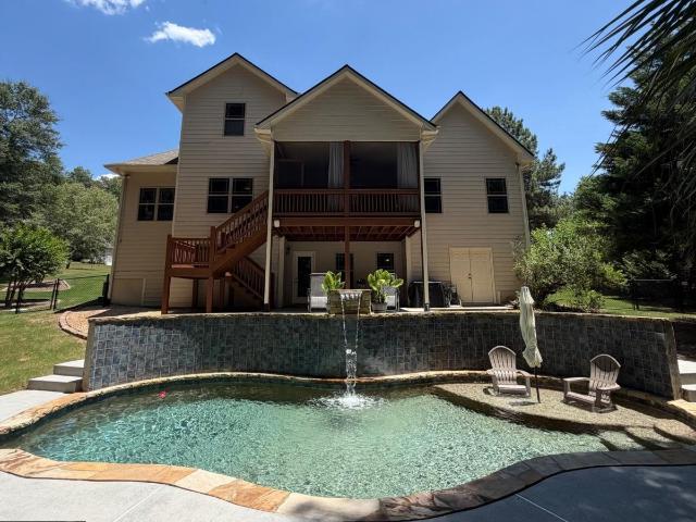1020 Honey Lane
