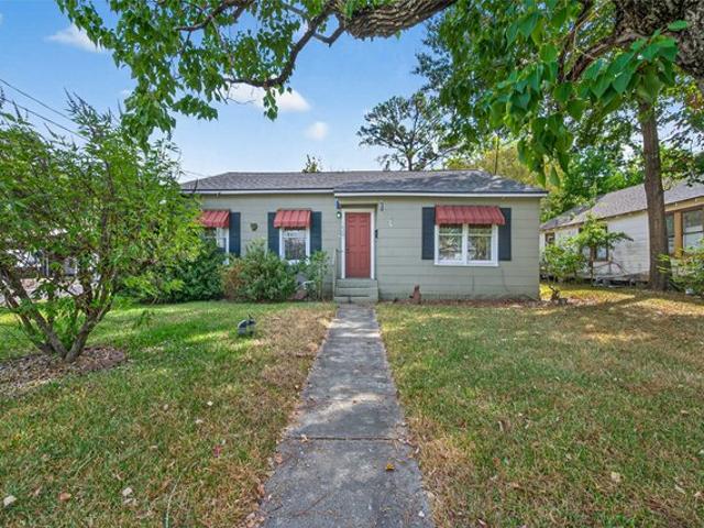 1020 Houston St, Conroe, TX 77301
