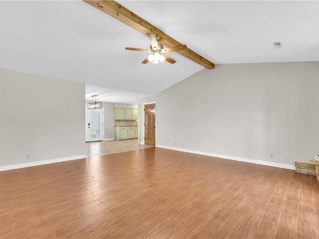 1020 Jennifer Lane