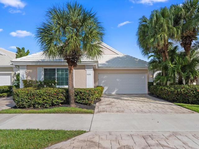 1020 Lytham Court, West Palm Beach, FL