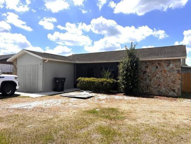 1020 Lochmont Dr, Brandon, FL 33511