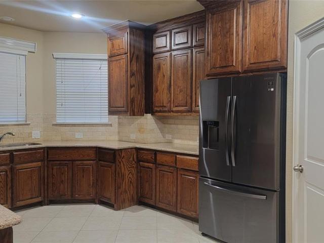 1020 Paradise Cove