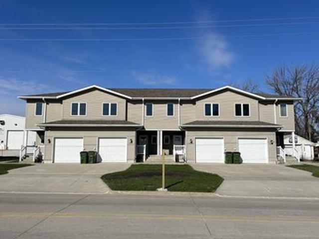 1020 S 32nd St Unit 1024, Fort Dodge, IA 50501