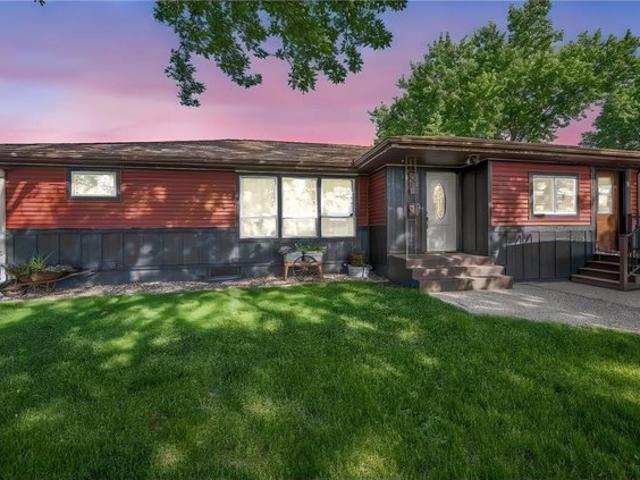 1020 S State St, Fairmont, MN 56031