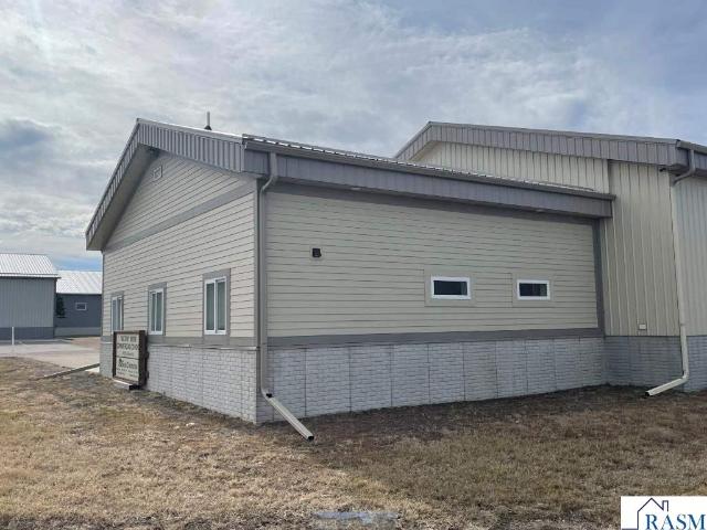 1020 S Victory Drive