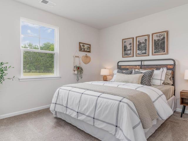 1020 Salient Court