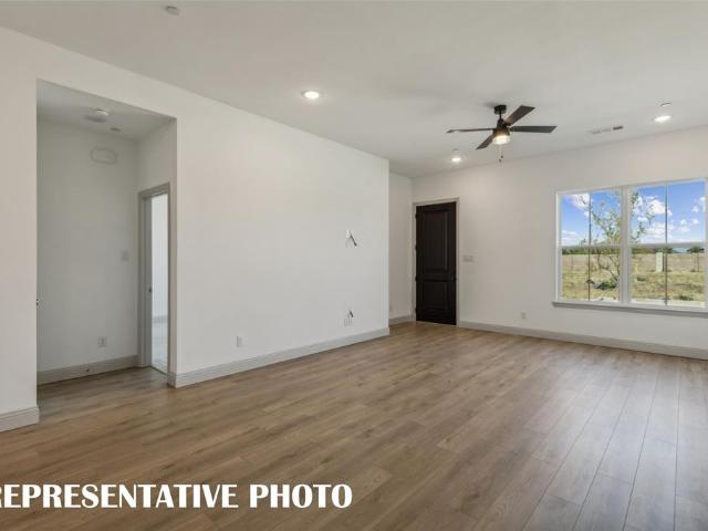 1020 Splitrock Drive