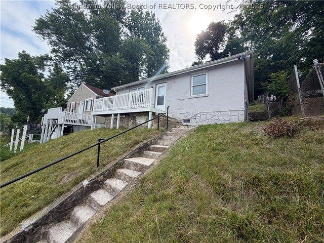 1020 Temple St, Charleston, WV 25387