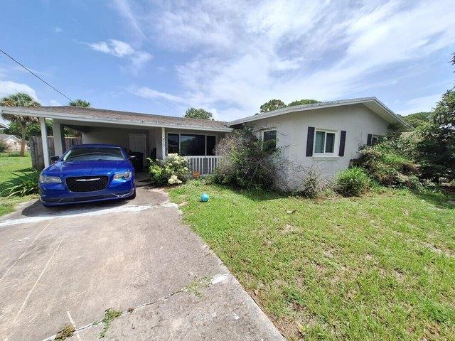 1020 Tortugas Ave, Fort Pierce, FL 34982