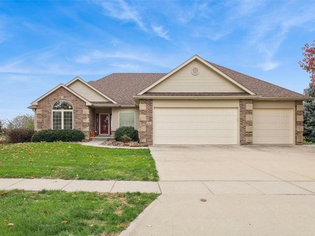 1020 Veterans Memorial Dr, Carlisle, IA 50047