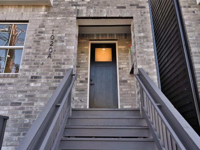 1020 W 15th 1/2 Street A