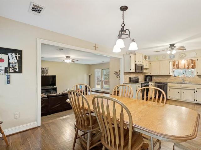 1020 Young Trail