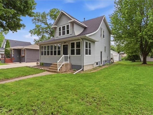 1020 5th St SW, Willmar, MN 56201