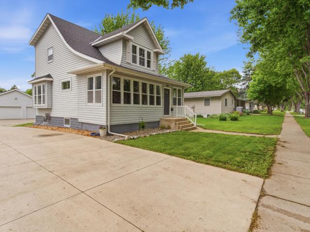 1020 5th Street SW