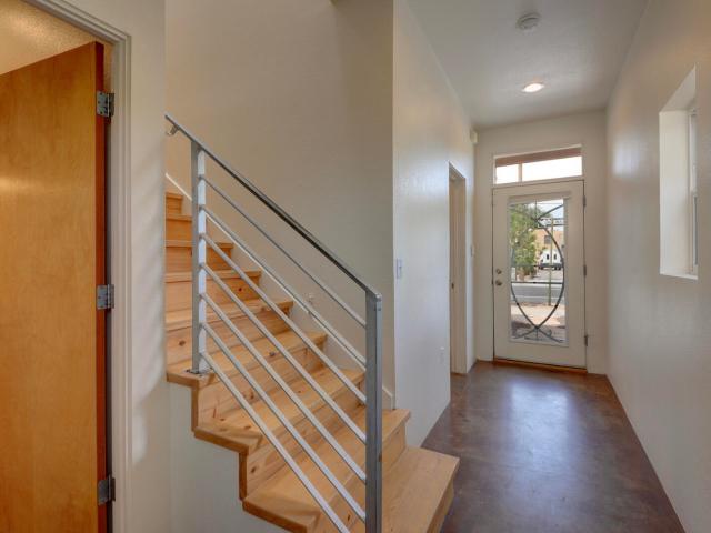 1020 6th Street NW